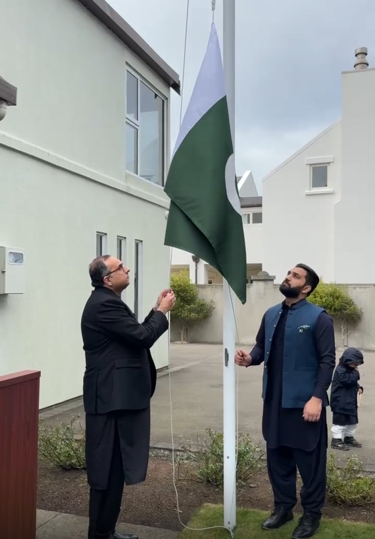 Flag Hoisting Ceremony (23 March 2025) - Pakistan High Commission, New ...